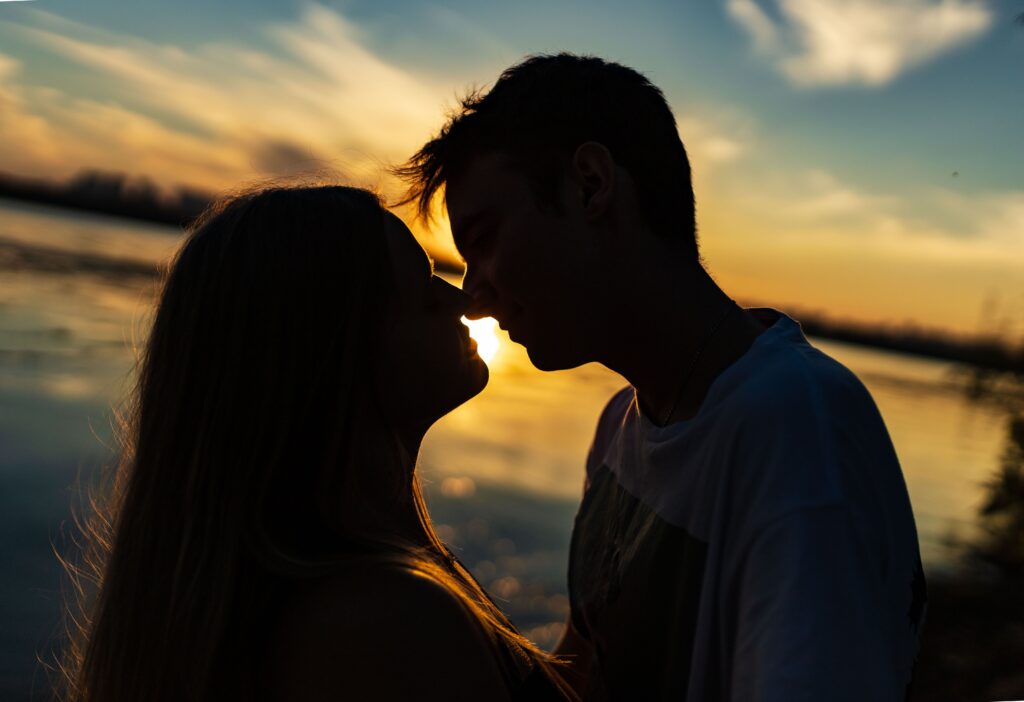 Love Story photo shoot at sunset - Photographer Inna Ivanova